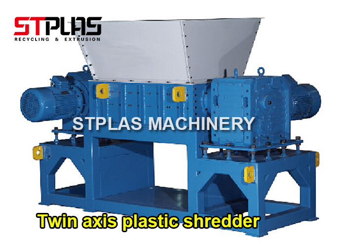 Twin Axis Plastic Shredder Machine For Hollow Containers Drum PLC Control